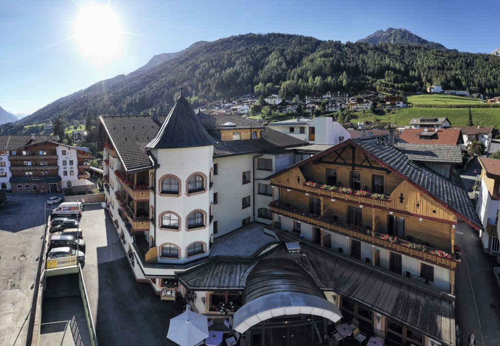 Ihr 4 Sterne Hotel im Stubaital - Alpin Resort Stubaier Hof