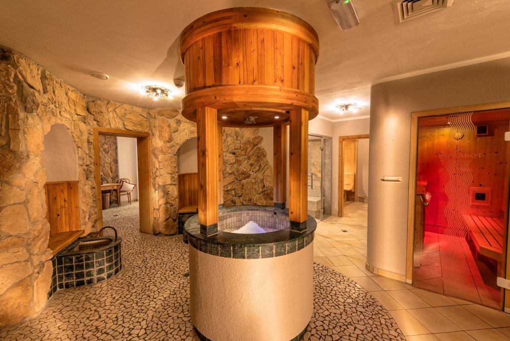Sauna & Schwimmbad: Ihr Wellness im Urlaub - Alpin Resort Stubaier Hof